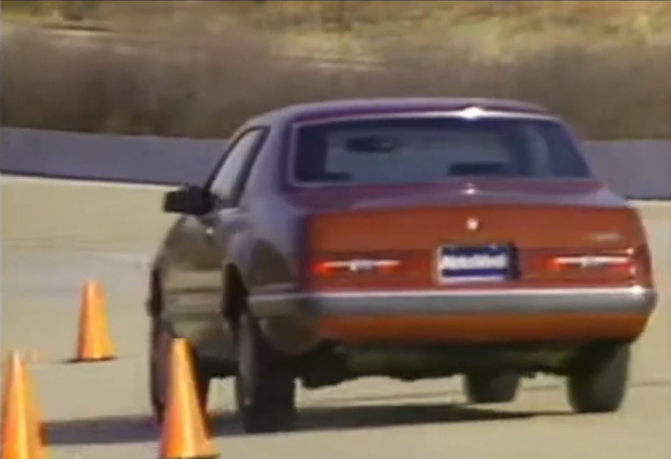 » 1983 Ford Thunderbird V8 Test Drive