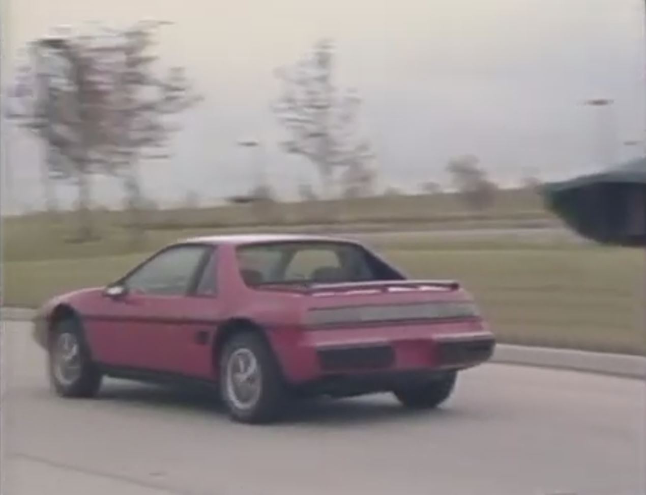 » 1984 Pontiac Fiero Test Drive