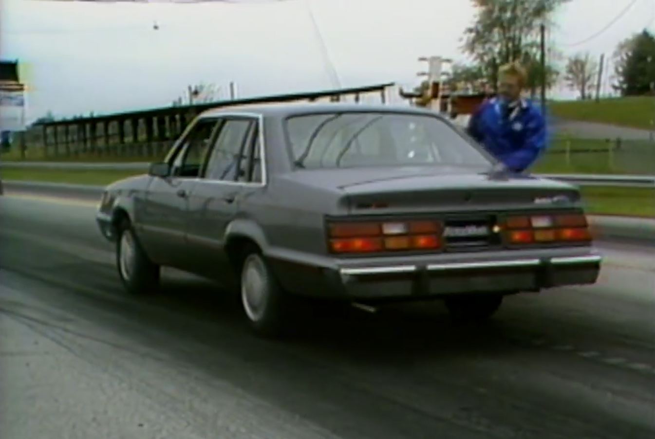 » 1985 Ford LTD LX Test Drive