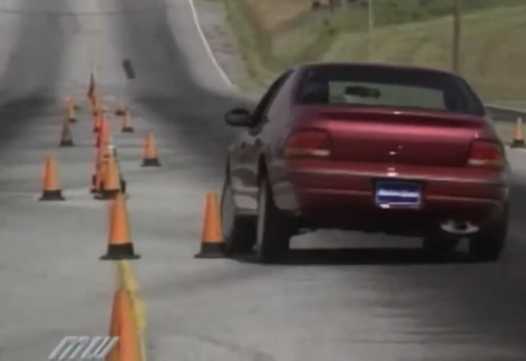 » 1995 Dodge Stratus Test Drive