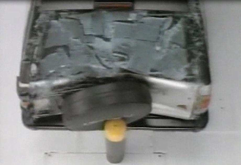 » 1996-IIHS-SUV-Bumper-Crash-Test
