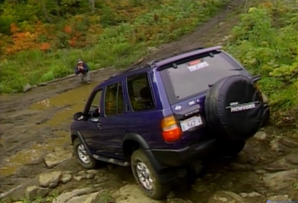 » 1996 Nissan Pathfinder Test Drive