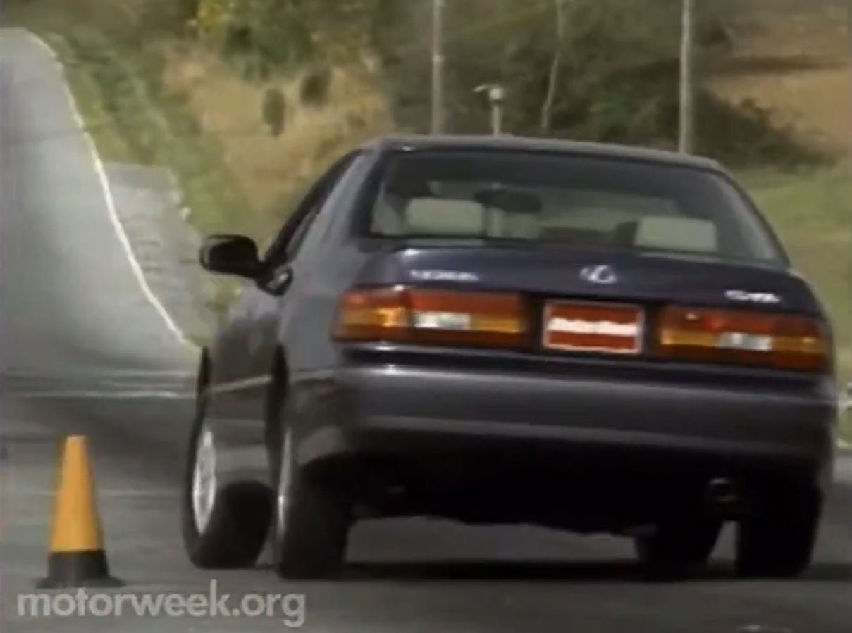 » 1997 Lexus ES300 Test Drive