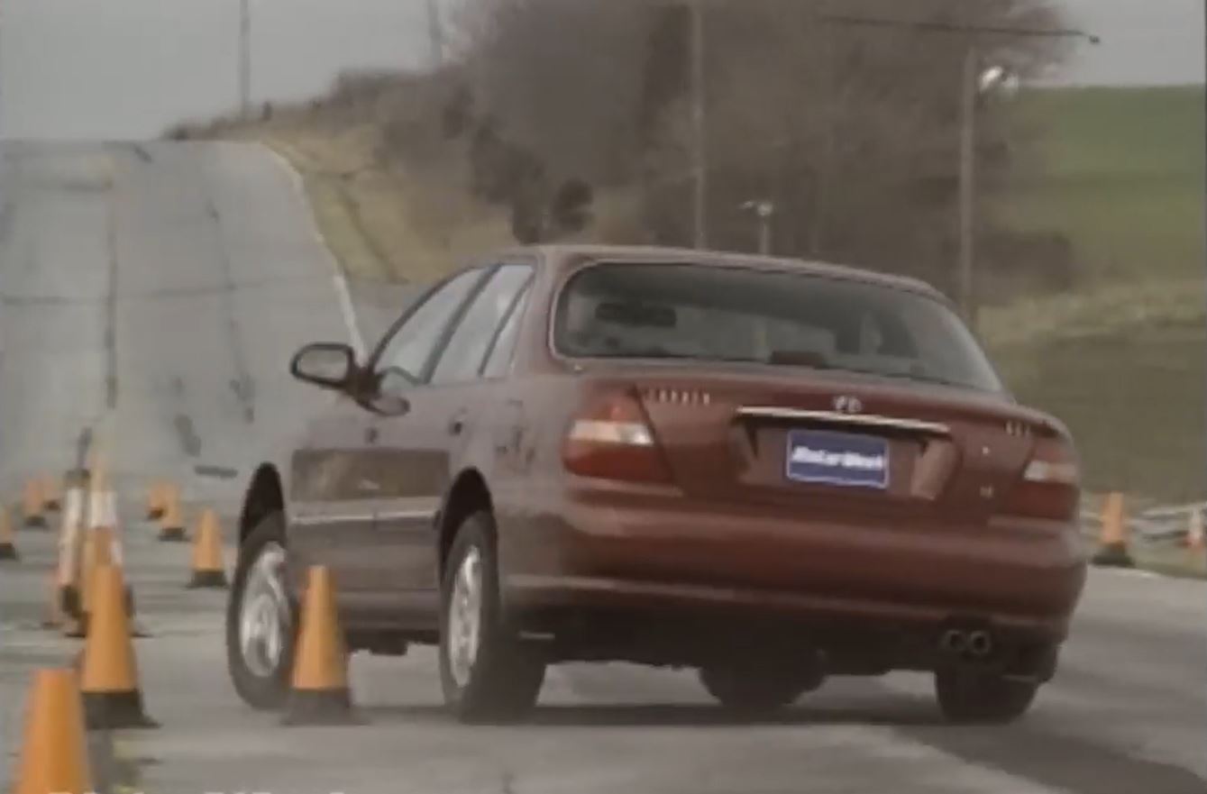 » 1998 Hyundai Sonata Test Drive