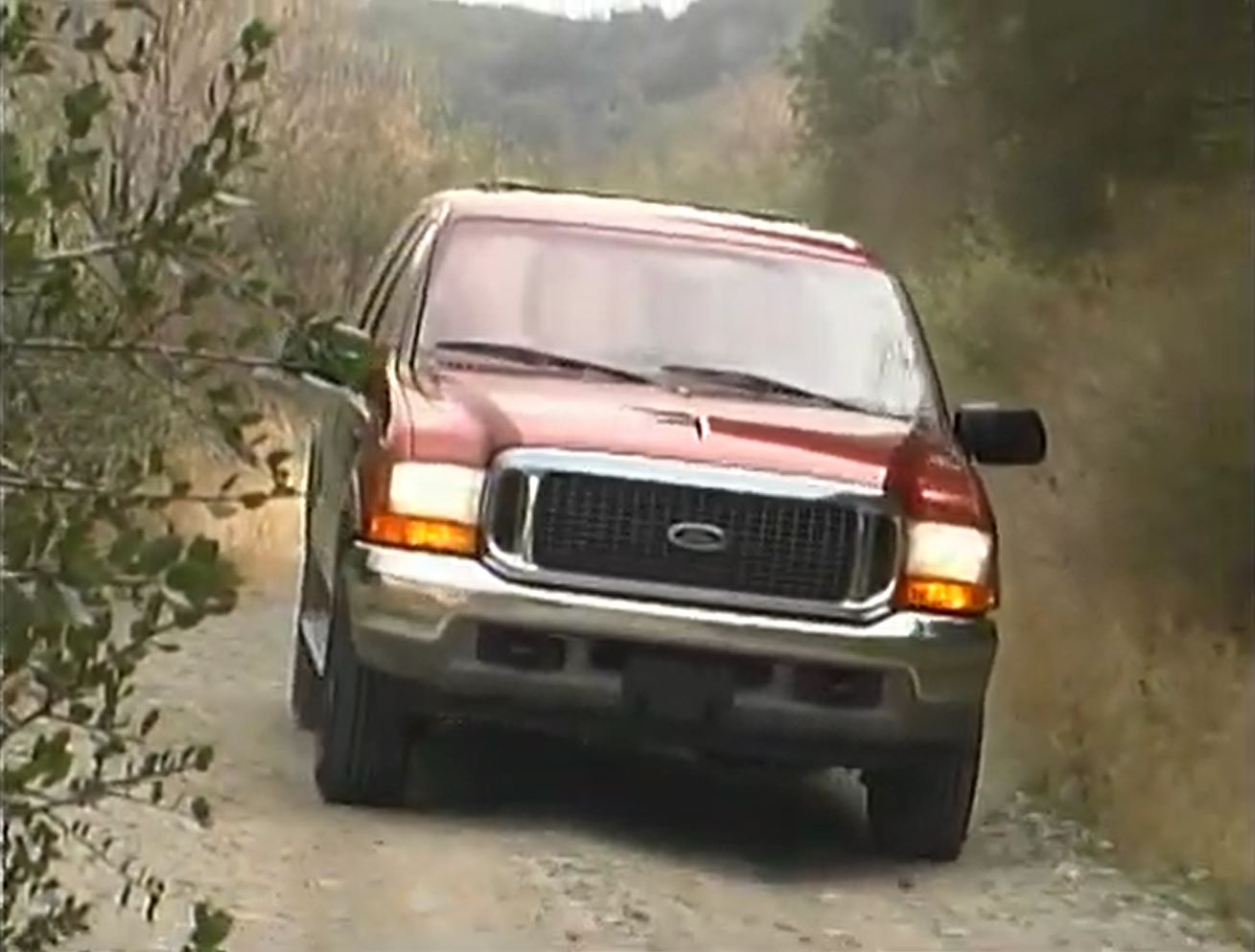 » 2000 Ford Excursion Test Drive